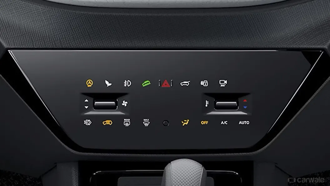 Punch AC Controls Image, Punch Photos in India - CarWale