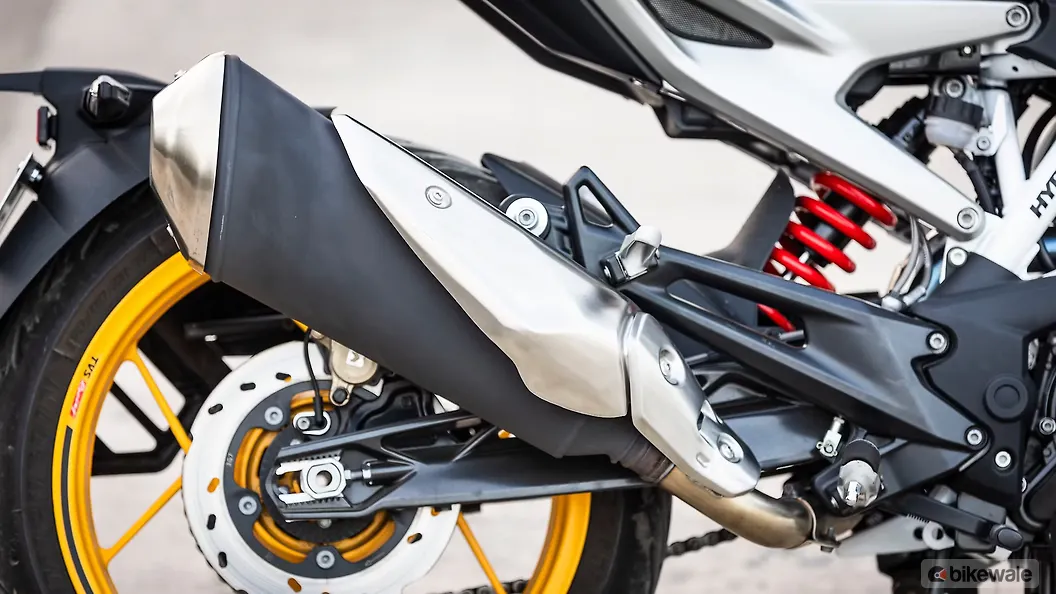 TVS Apache RTR 310 Exhaust Headers Image – BikeWale