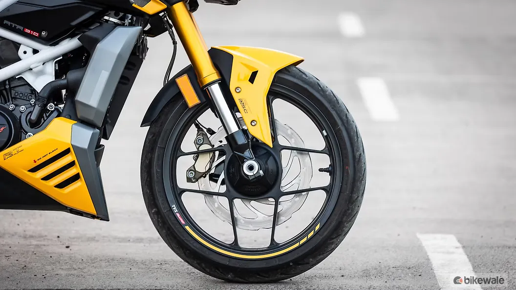 TVS Apache RTR 310 [2023-2024] Right Side View Image – BikeWale