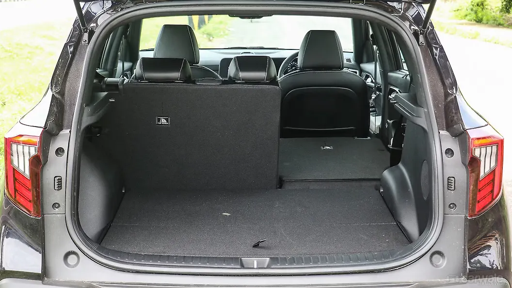 Seltos Bootspace Rear Split Seat Folded Image, Seltos Photos in India ...