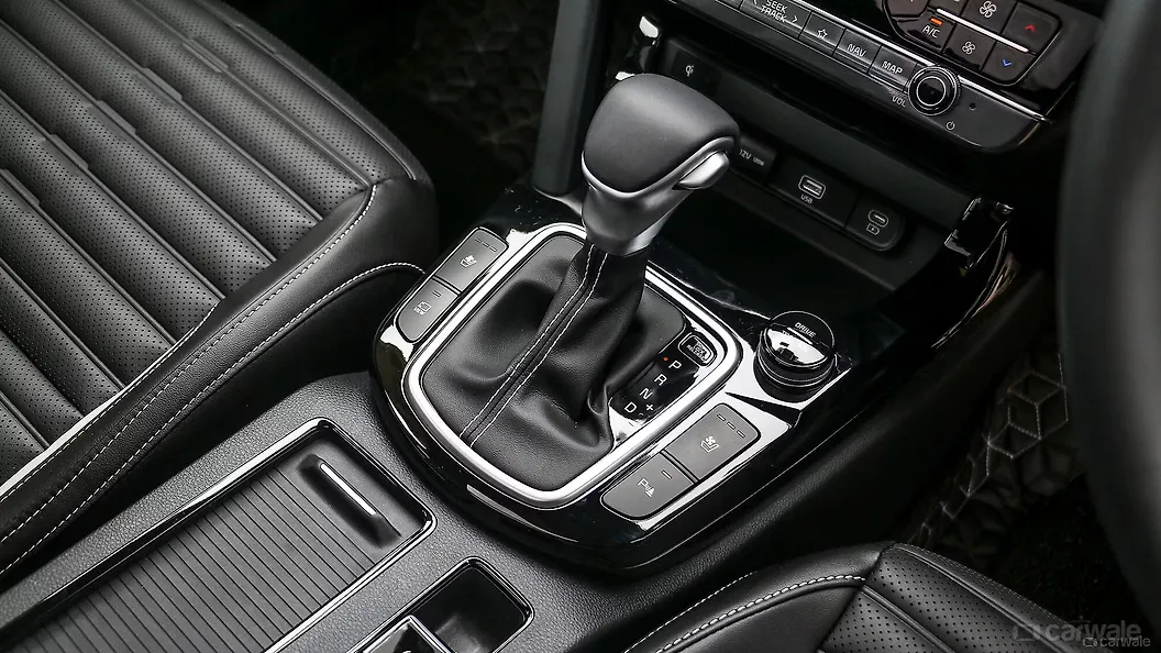 Seltos Gear Shifter/Gear Shifter Stalk Image, Seltos Photos in India ...