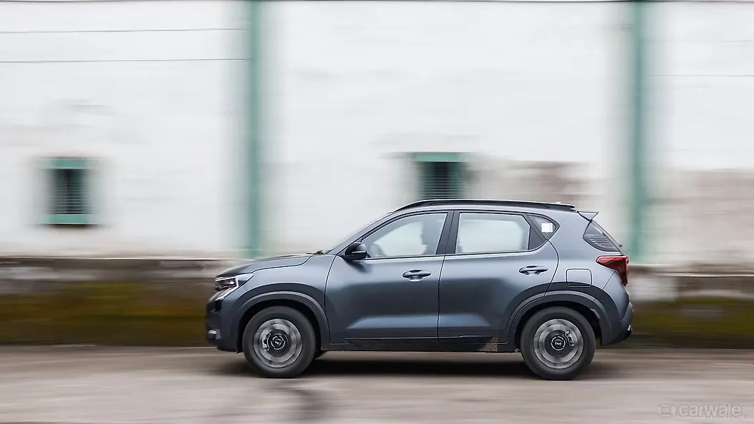 Kia Sonet Outer View - CarWale