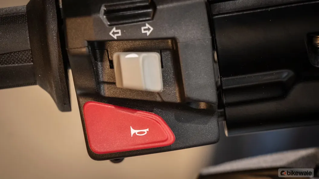 BMW CE 02 Reverse Mode Switch Image – BikeWale