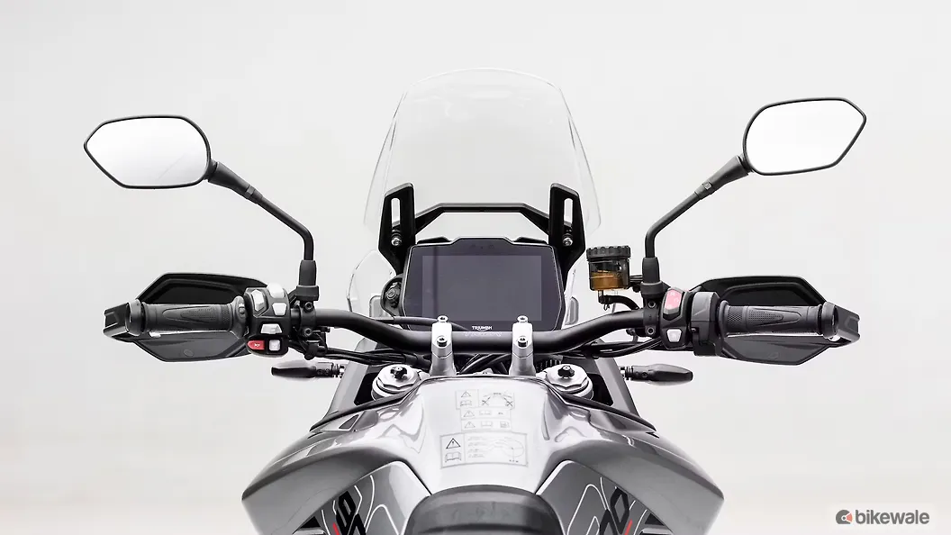 Triumph Tiger 900 Handlebar Image – BikeWale