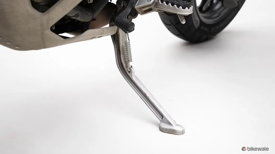 Triumph Tiger 900 Side Stand Image – BikeWale