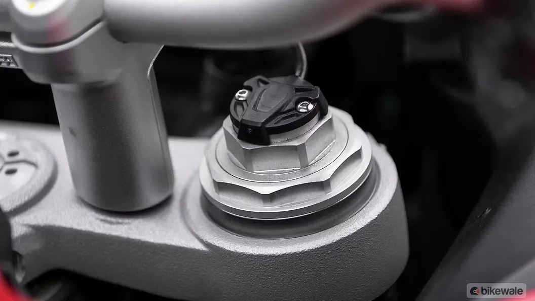 Ducati Multistrada V4 Front Suspension Preload Adjuster Image – BikeWale