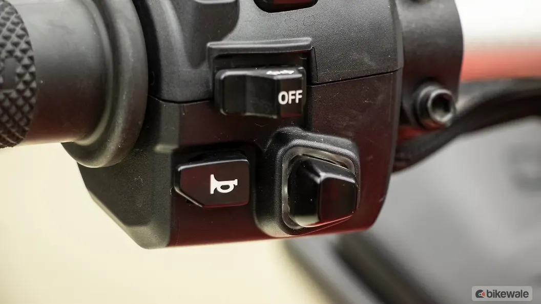 Ducati Multistrada V4 Horn Button Image – BikeWale