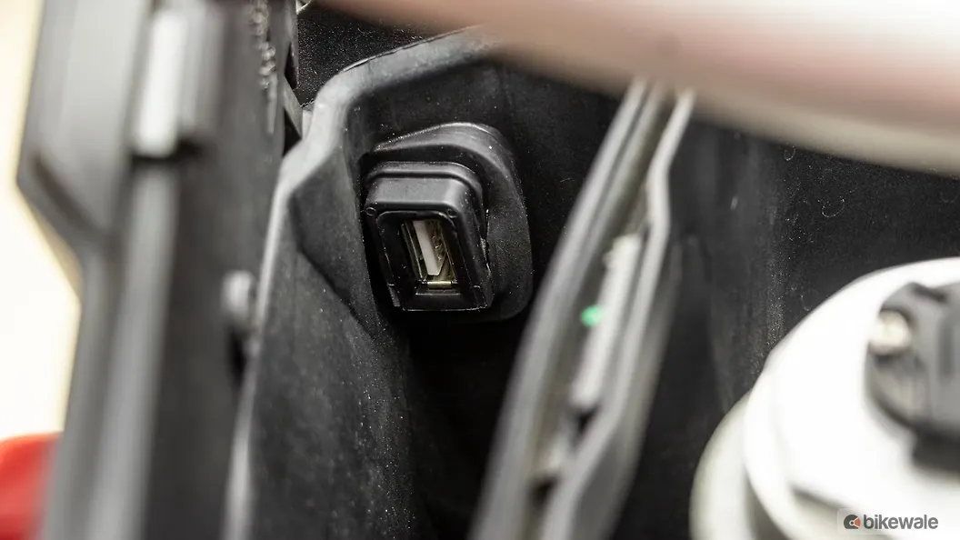 Ducati Multistrada V4 Keyless Ignition Switch Image – BikeWale