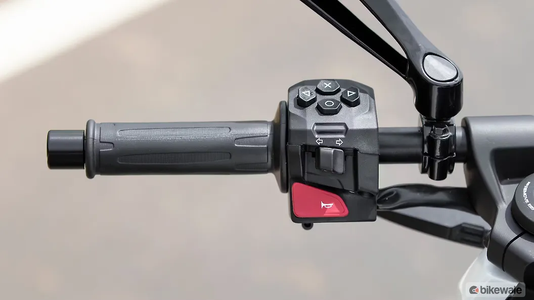 Ultraviolette F77 Mach 2 Multifunction Switchgear Image – BikeWale