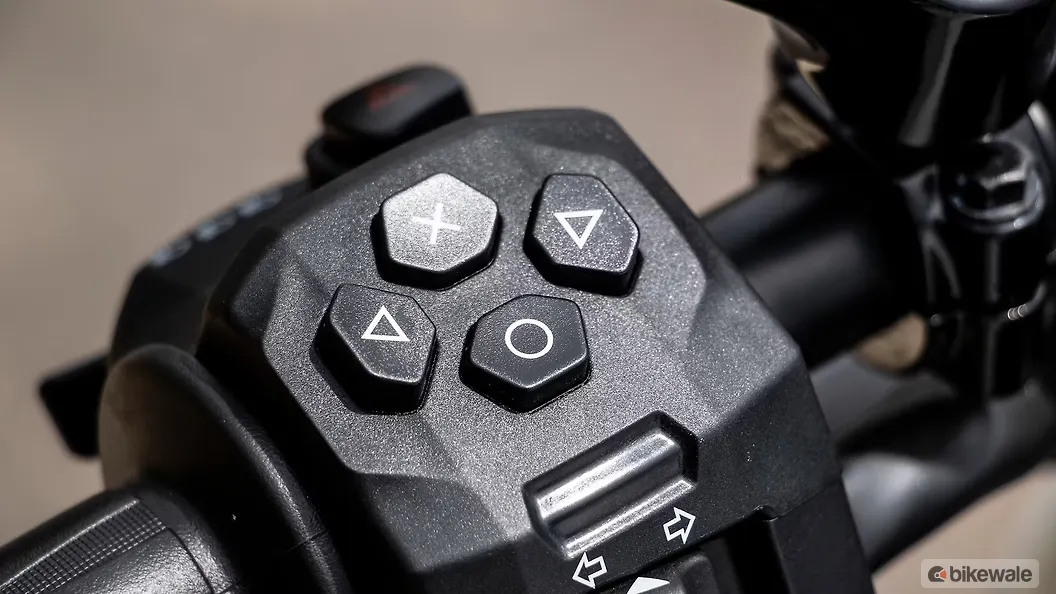 Ultraviolette F77 Mach 2 Hazard Warning Lights Switch Image – BikeWale