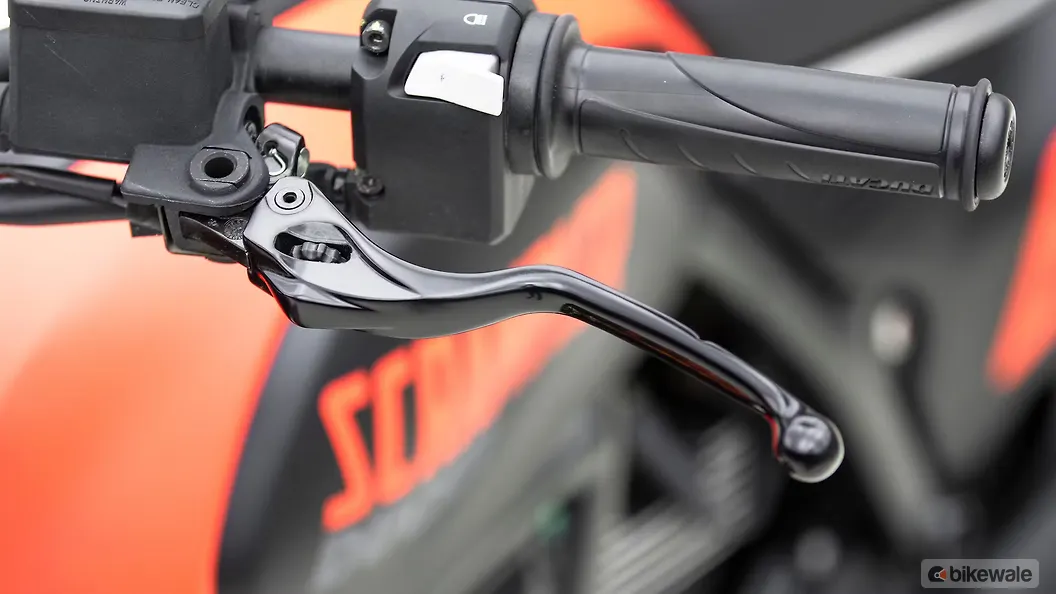 Ducati Scrambler Full Throttle [2023-2024] Clutch Lever Image – BikeWale