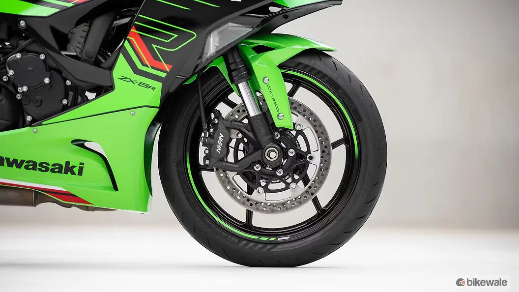 Kawasaki Ninja ZX-6R Front Tyre Image – BikeWale