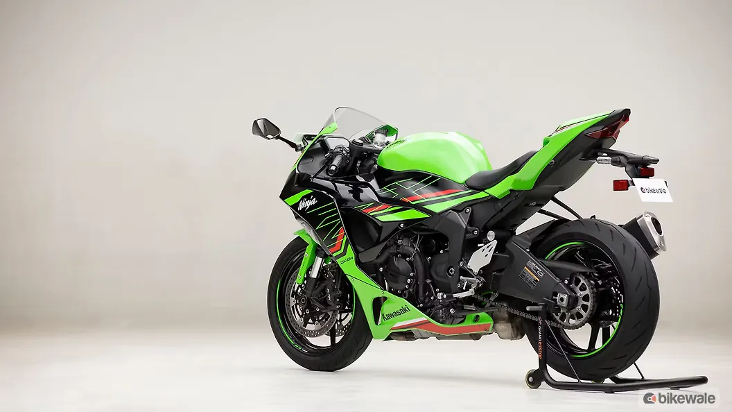 Kawasaki Ninja ZX-6R Left Rear Three Quarter Image – BikeWale