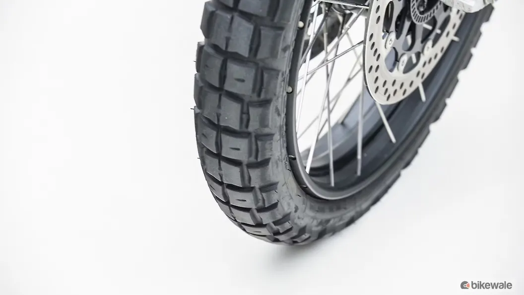Ducati DesertX Front Tyre Image – BikeWale