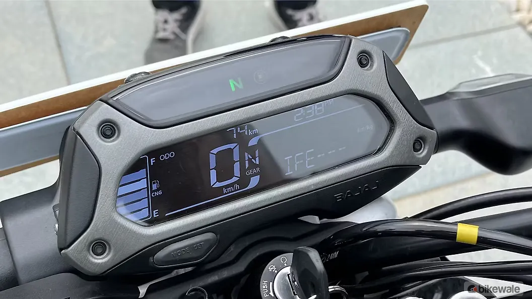 Bajaj Freedom TFT / Instrument Cluster Image – BikeWale
