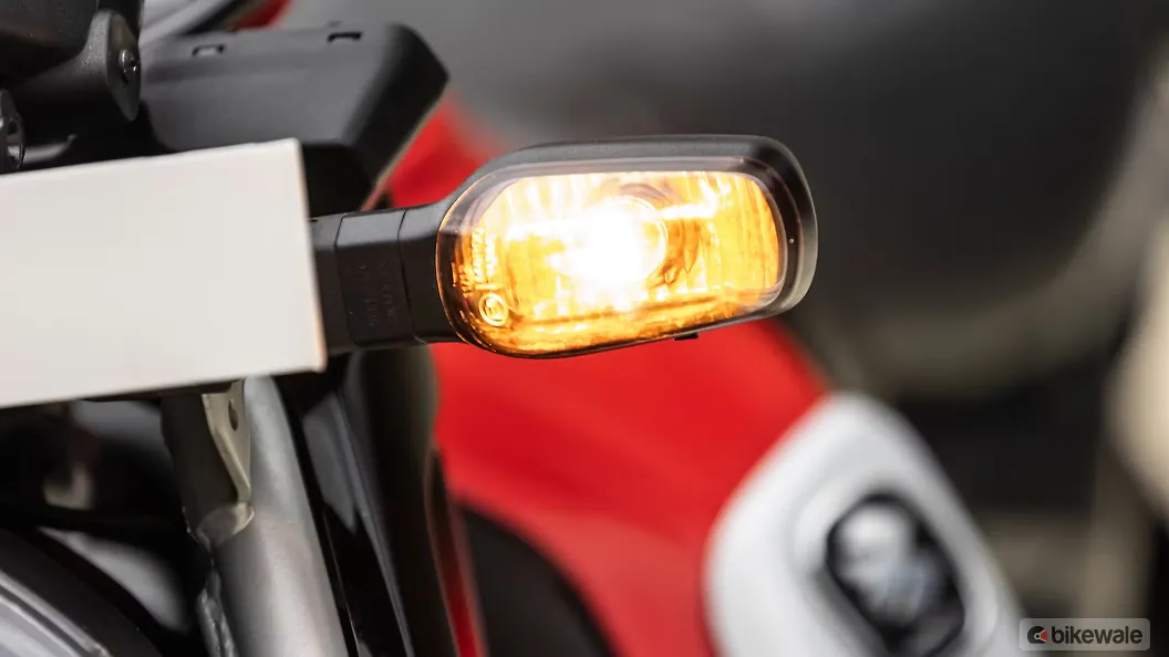 Bajaj Freedom Front Turn Indicators Image – BikeWale