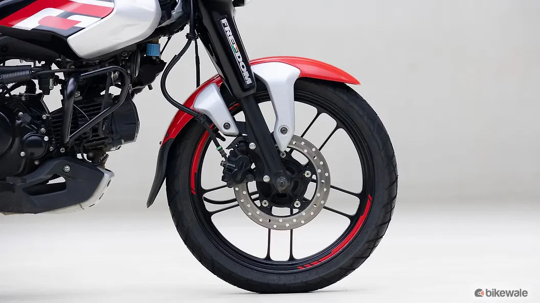 Bajaj Freedom Front Headlamp Cowl Image – BikeWale