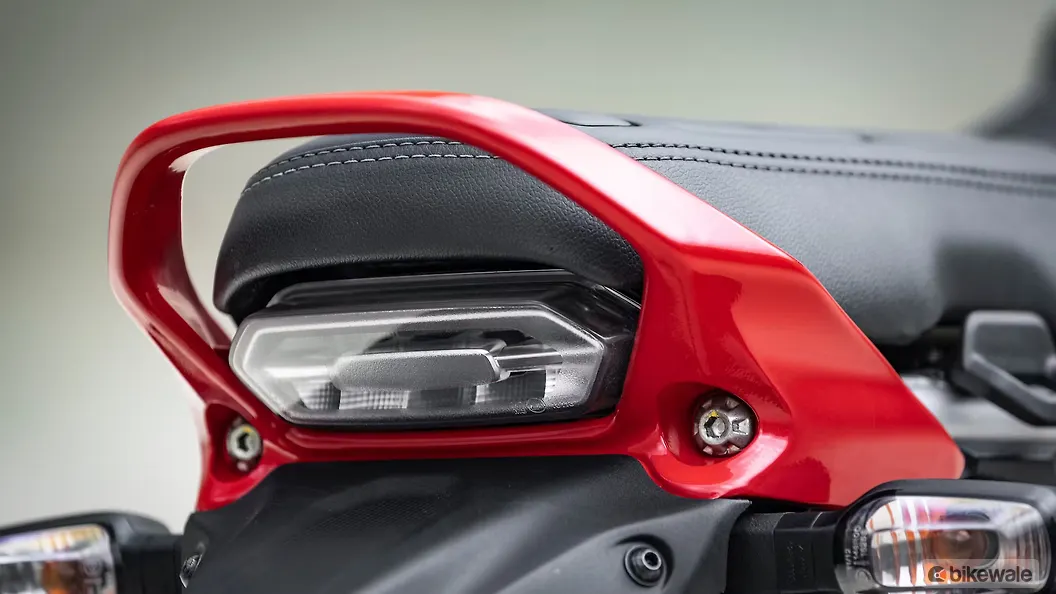 Bajaj Freedom Grab Rail Image – BikeWale