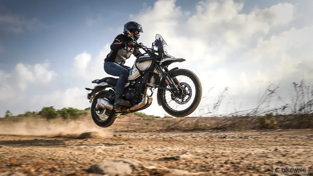 Royal Enfield Himalayan 450 Right Side View Image – BikeWale