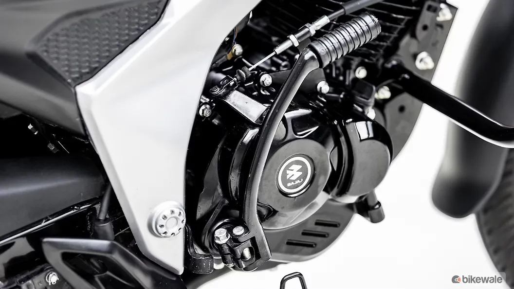 Bajaj Pulsar N125 Kickstarter Image – BikeWale