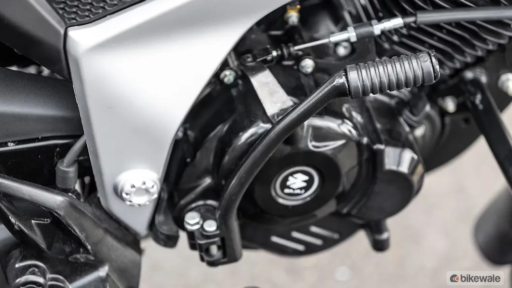 Bajaj Pulsar N125 Gear Shift Lever Image – BikeWale