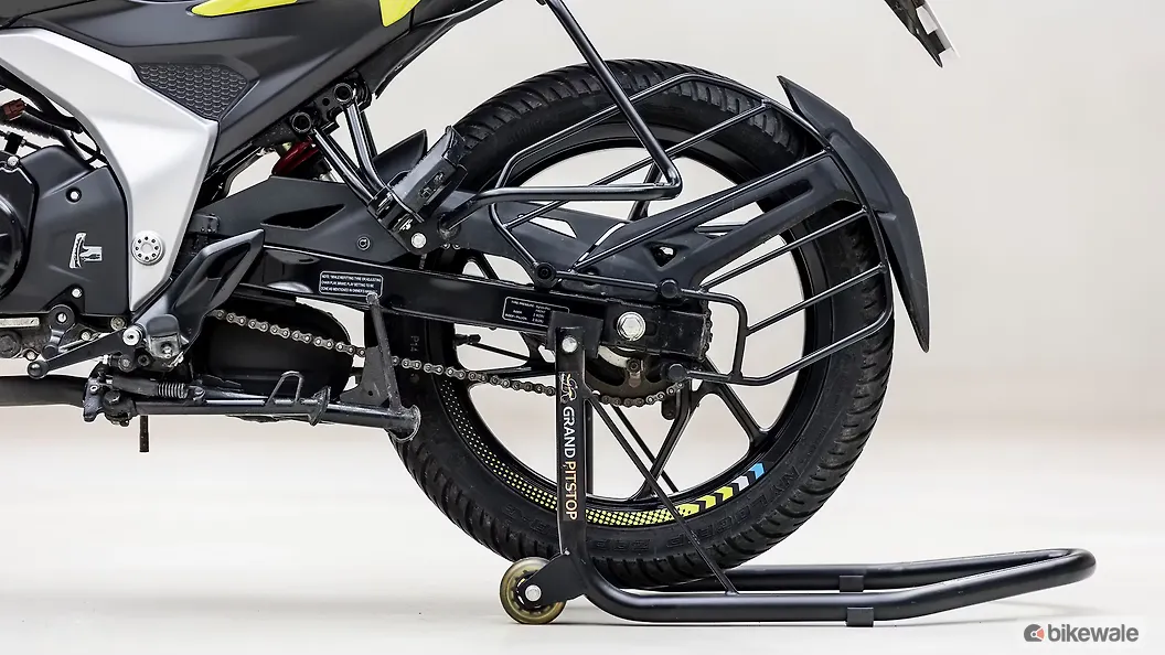 Bajaj Pulsar N125 Rear Wheel Image – BikeWale