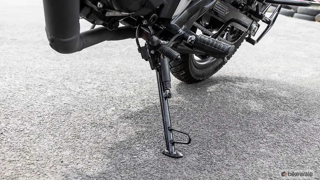 Bajaj Pulsar N125 Front Turn Indicators Image – BikeWale