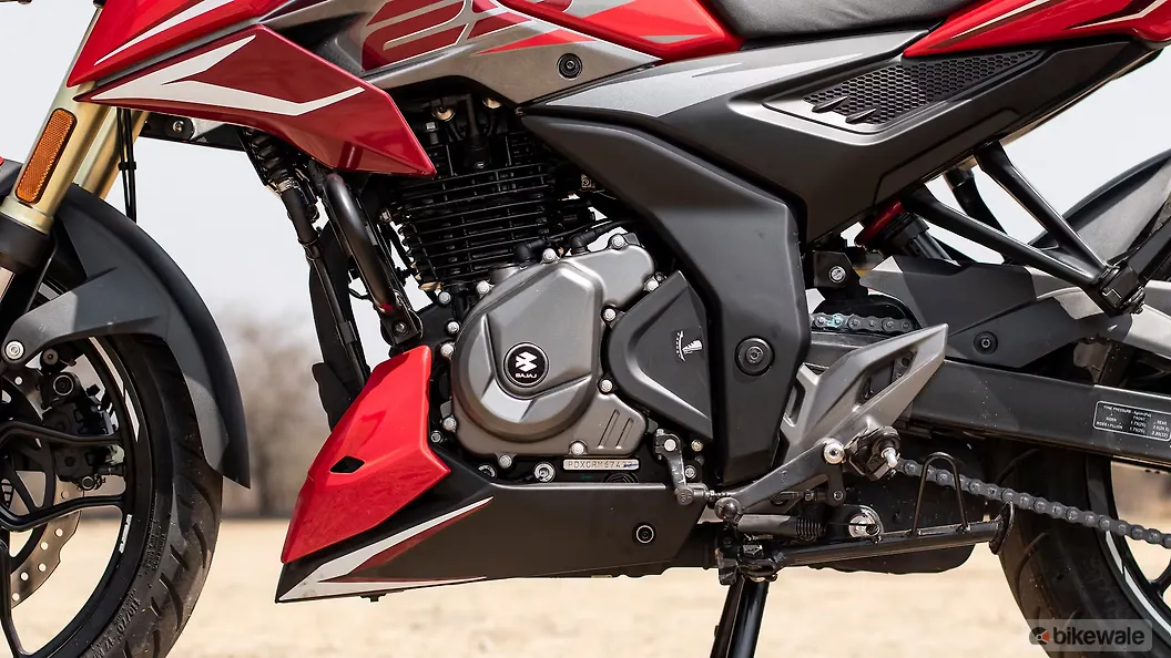 Bajaj Pulsar N250 Engine From Left Image – BikeWale