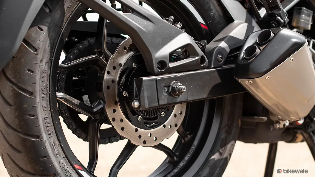 Bajaj Pulsar N250 Rear Brake Image – BikeWale