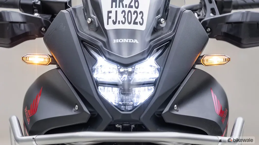 Honda Transalp XL750 [2024] Head Light Image – BikeWale