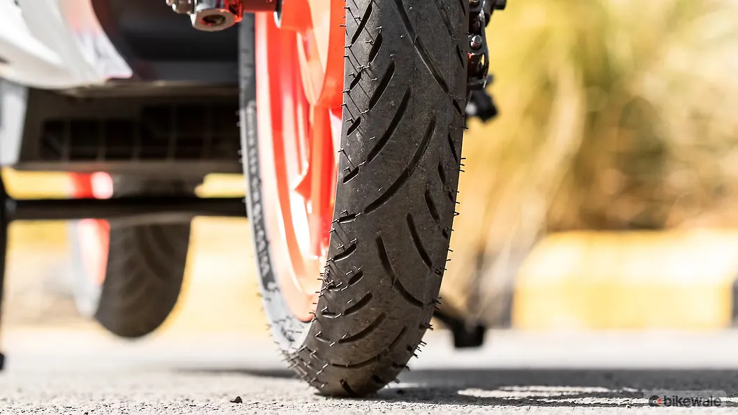 BGauss RUV 350 Front Panel/Front Apron Image – BikeWale