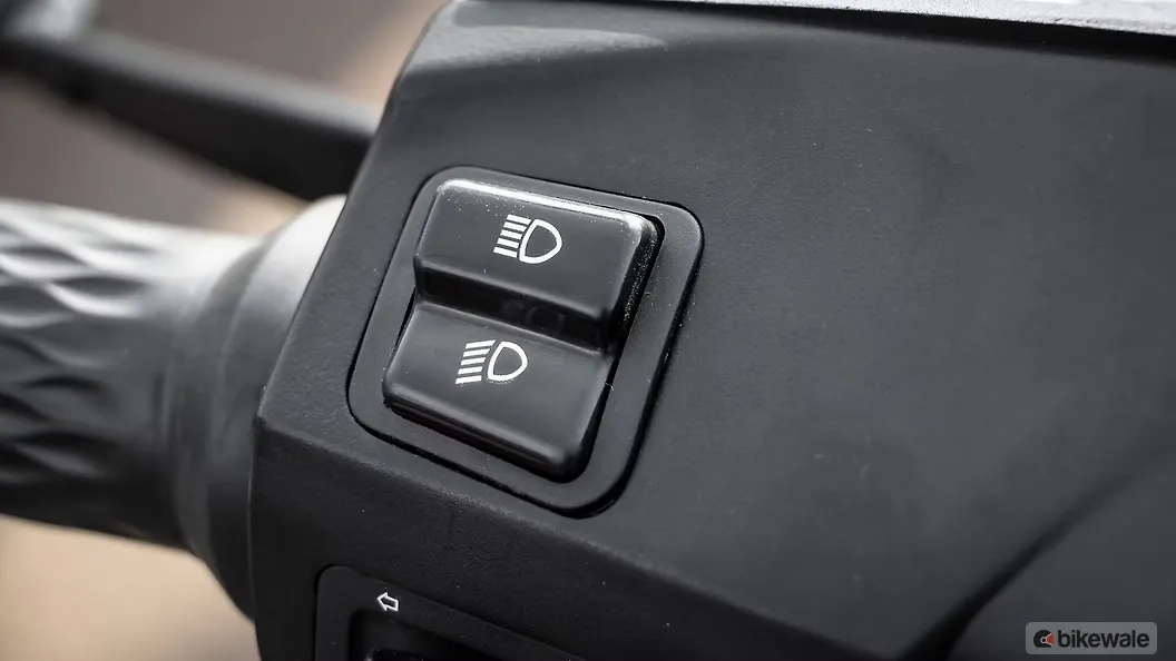 BGauss BG RUV 350 High Beam Low Beam Switch Image – BikeWale