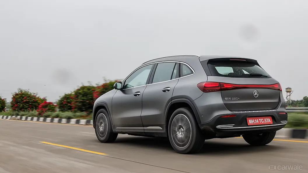 Mercedes-Benz EQA Images - EQA Interior & Exterior Photo Gallery [50 ...