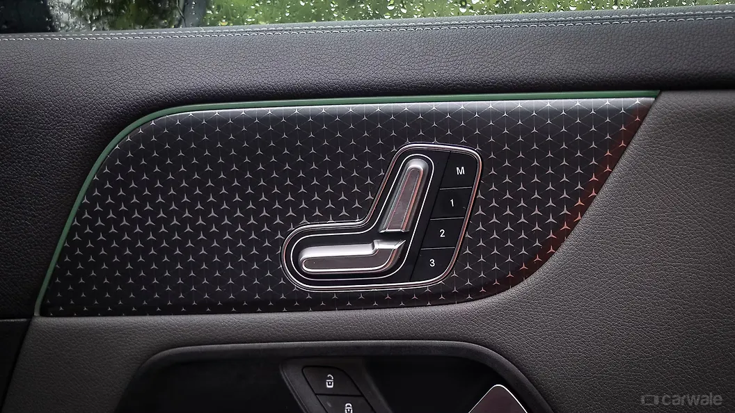 EQA Front Logo Image, EQA Photos in India - CarWale