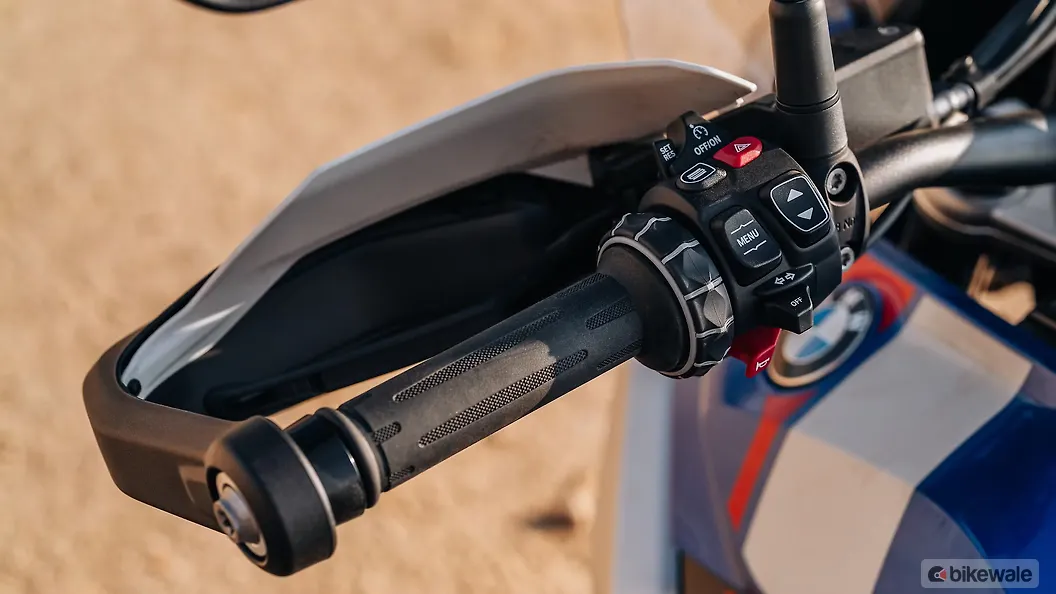 BMW R 1300 GS TFT / Instrument Cluster Image – BikeWale