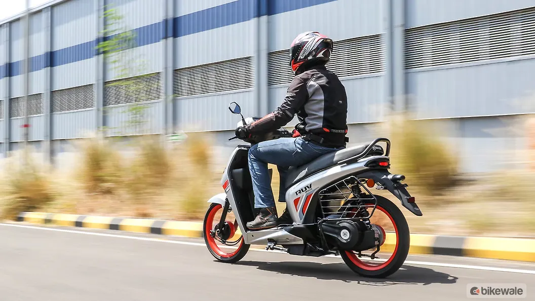 BGauss RUV 350 Front View Image – BikeWale