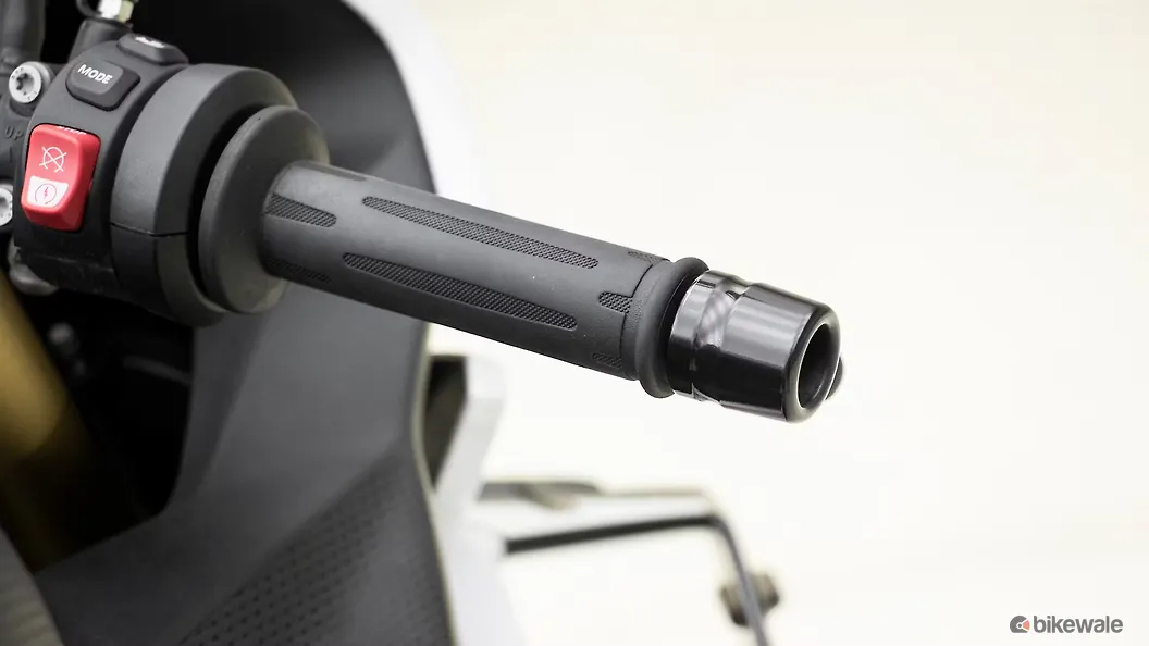 BMW S 1000 RR [2022-2024] TFT / Instrument Cluster Image – BikeWale