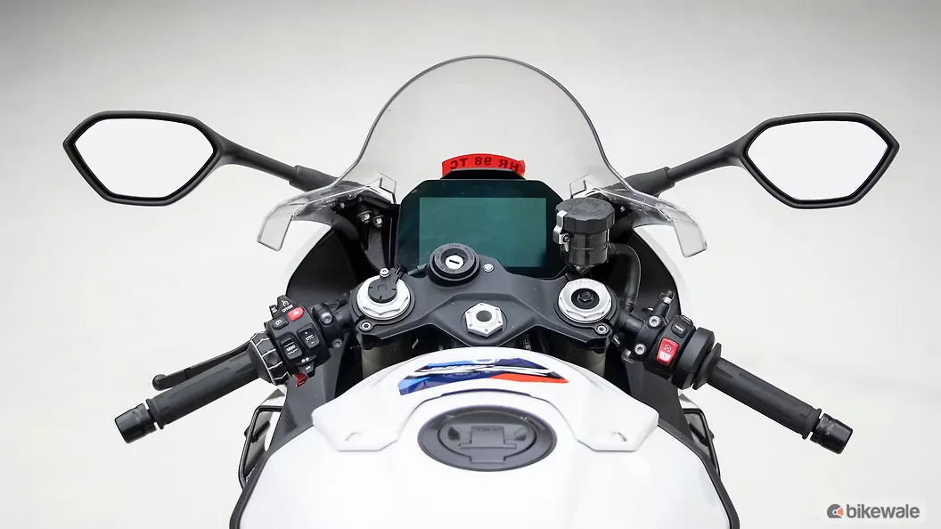 BMW S 1000 RR [2022-2024] Ignition Switch Image – BikeWale