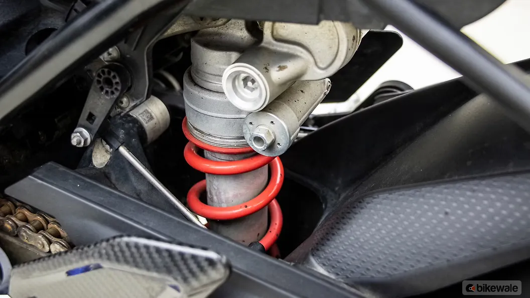 BMW S 1000 RR Engine From Left Image – BikeWale