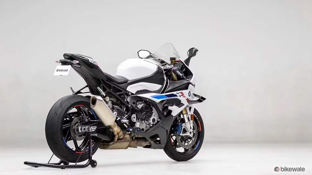 BMW S 1000 RR [2022-2024] Right Side View Image – BikeWale