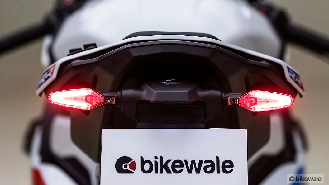 BMW S 1000 RR Tail Light Image – BikeWale