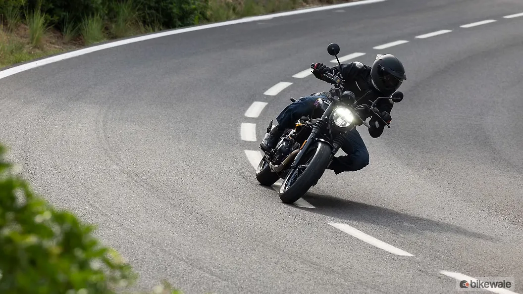 Royal Enfield Guerrilla 450 Front Tyre Image – BikeWale