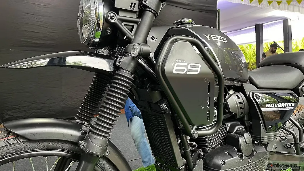 Yezdi Adventure Engine From Right Image – BikeWale