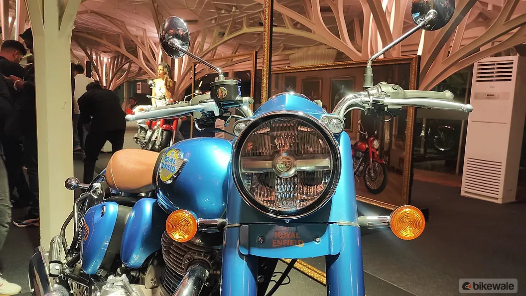 Royal Enfield Classic 350 Engine From Right Image – BikeWale