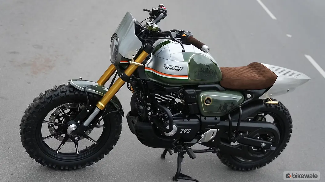 TVS Ronin Rear Alloy Wheel Image – BikeWale