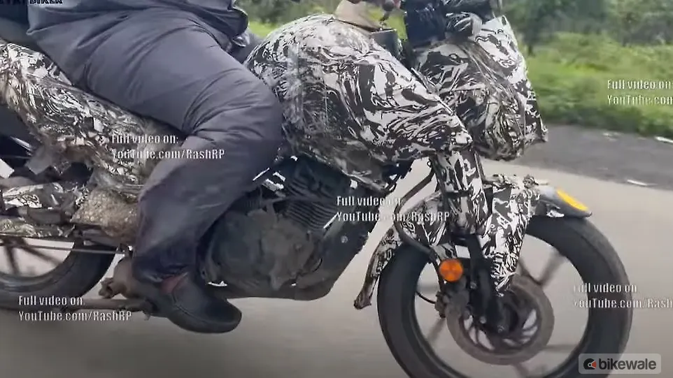 Bajaj Pulsar N125 Engine From Right Image – BikeWale