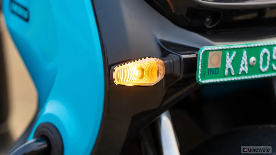 River Indie Front Turn Indicators Image – BikeWale