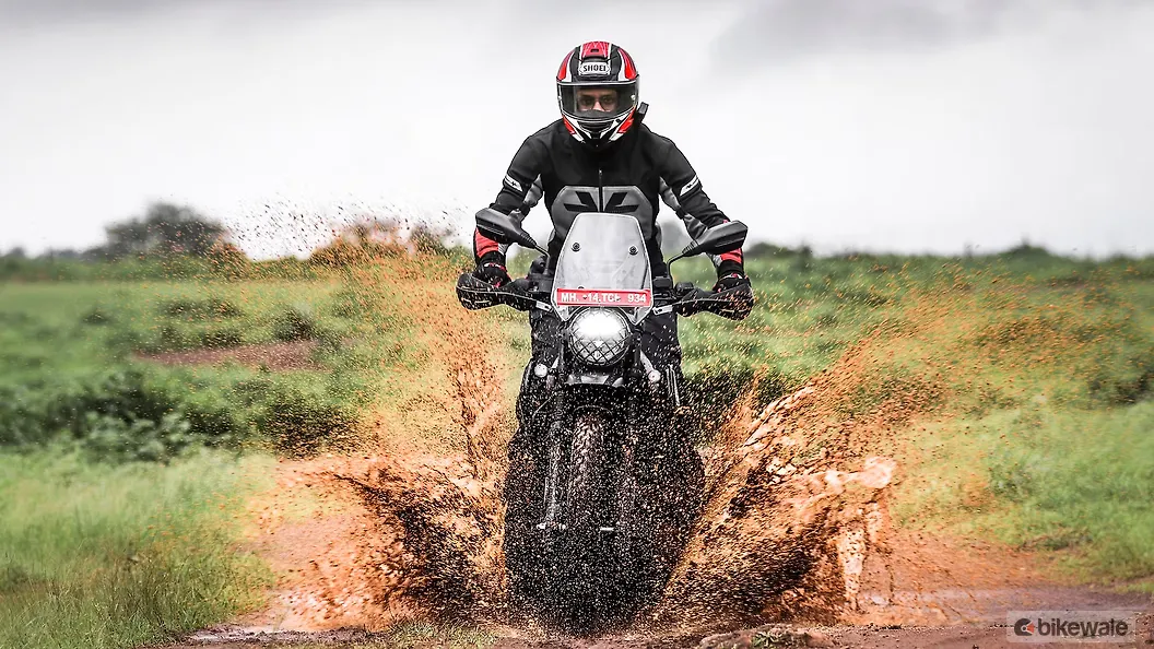 Yezdi Adventure TFT / Instrument Cluster Image – BikeWale