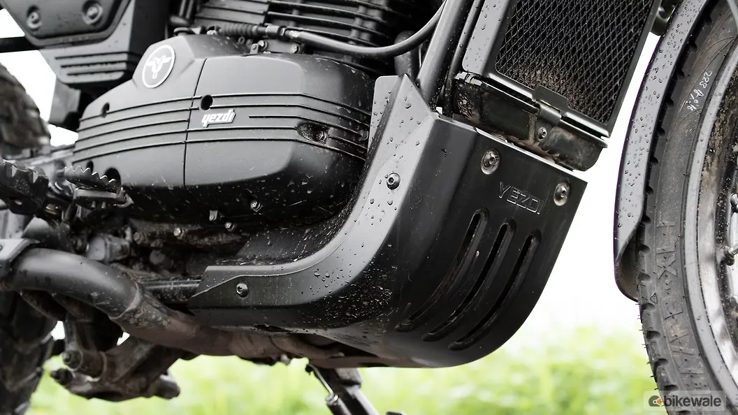 Yezdi Adventure Engine Crash Guard Image – BikeWale