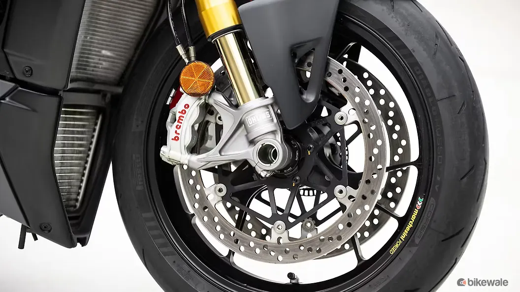Ducati Streetfighter V4 Rear Wheel Image – BikeWale